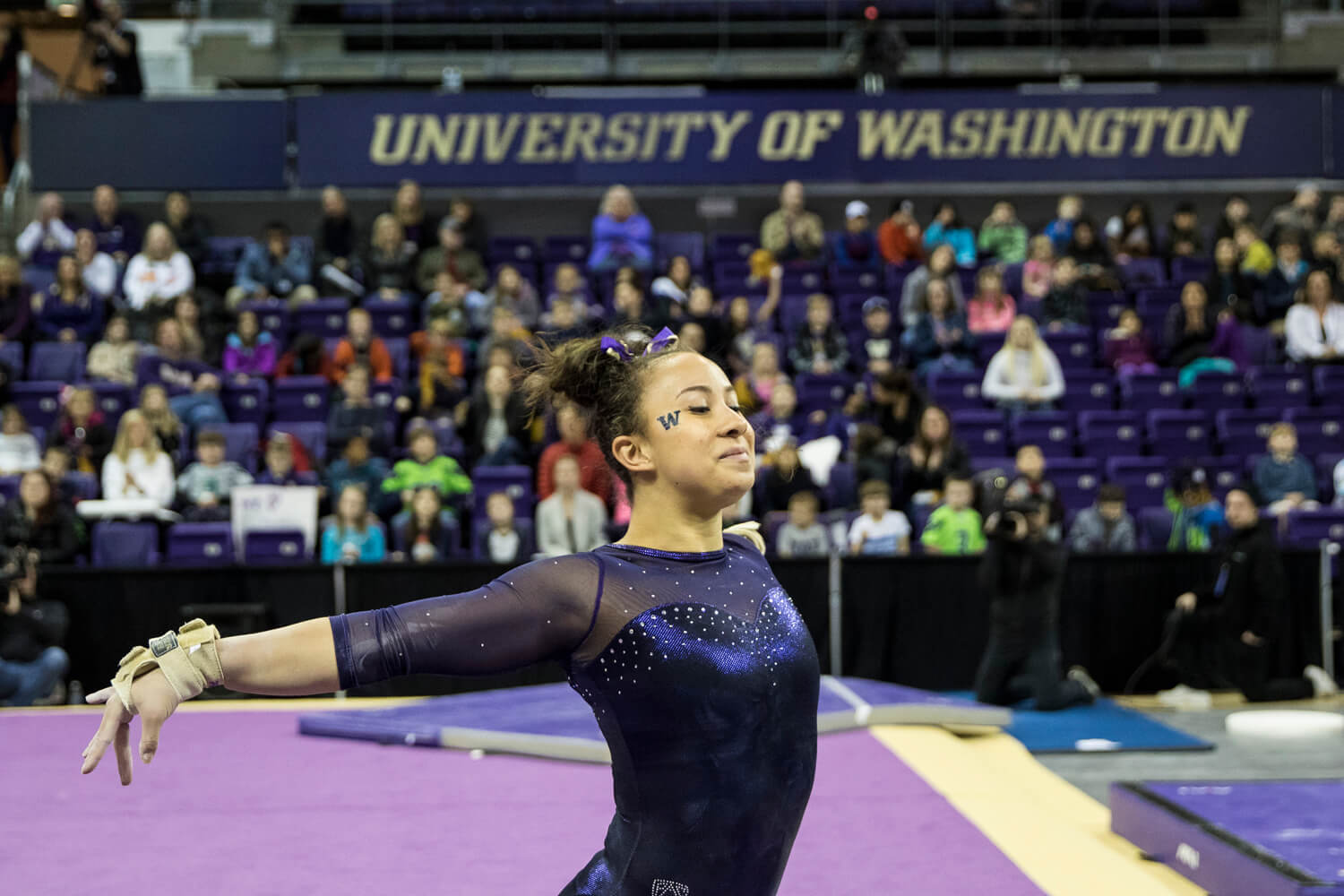 Washington Gymnastics: Purple & Gold 2017-2018 - SplitPrecision Photography